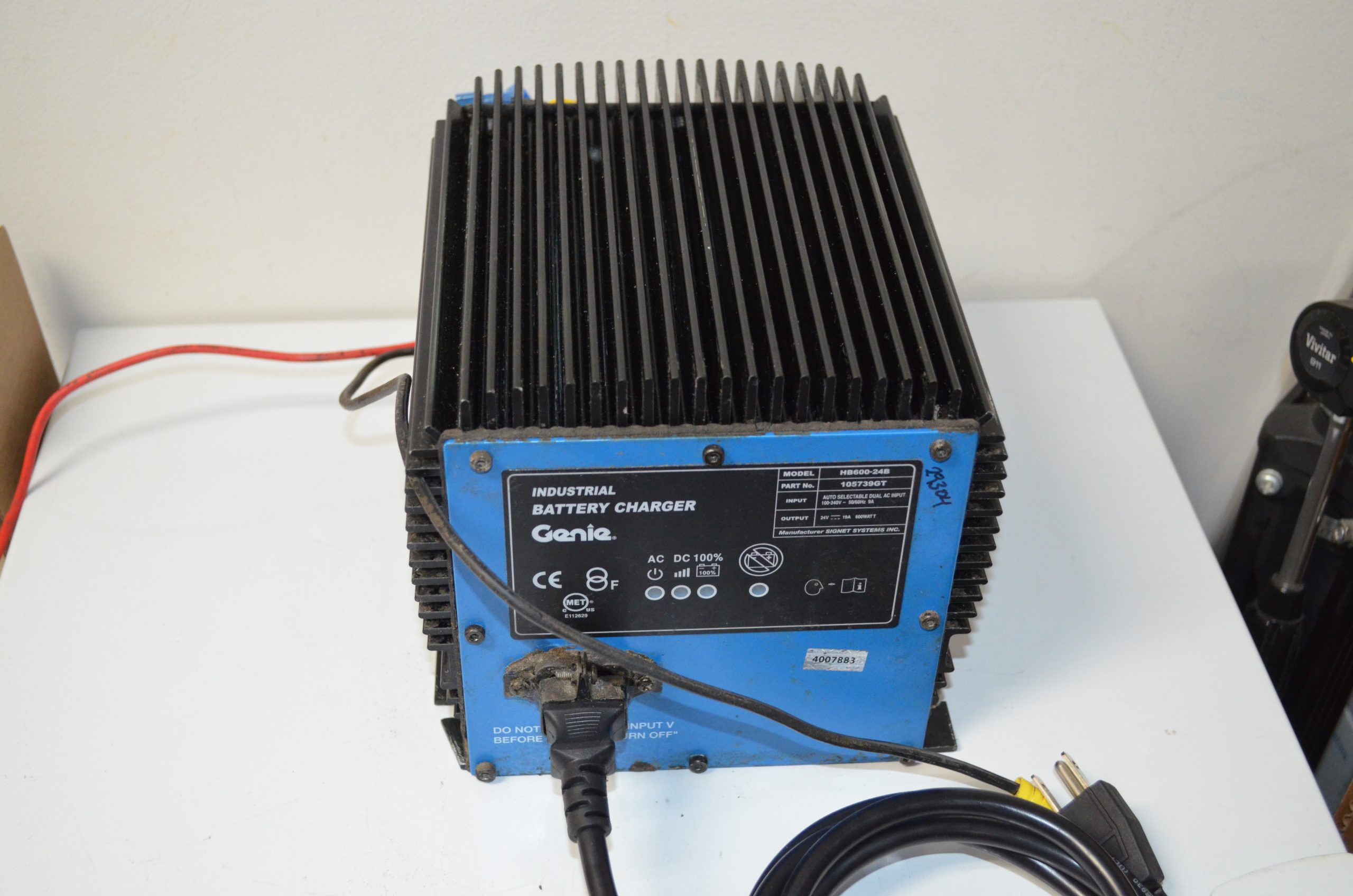 GN-105739GT CHARGER – Uniparts